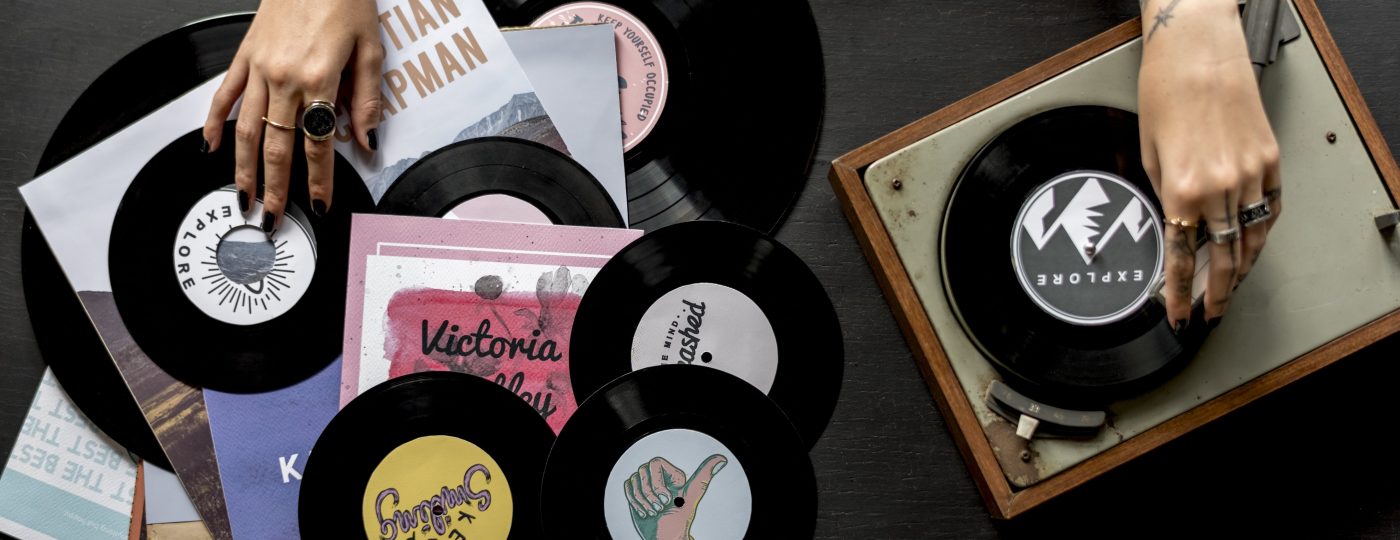 Vinyle dans les foyers français : le succès du vintage